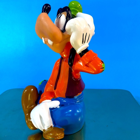 Disney | Toys | Walt Disney Vtg 9s Classic Goofy Vinyl Squeaky Toy ...